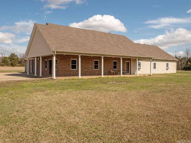 3 Conrad Cove