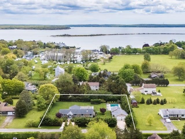 3 Conrad Rd, Shelter Island, NY 11964
