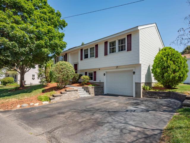 3 Copperfield Drive