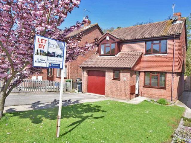3 Cotswold Gardens, Downswood 4 bed detached house to rent £1,950 pcm £450 pw
