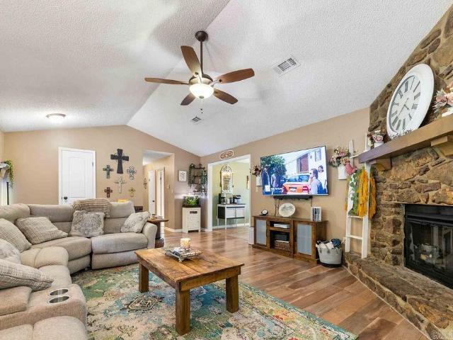 3 Cottontail Drive