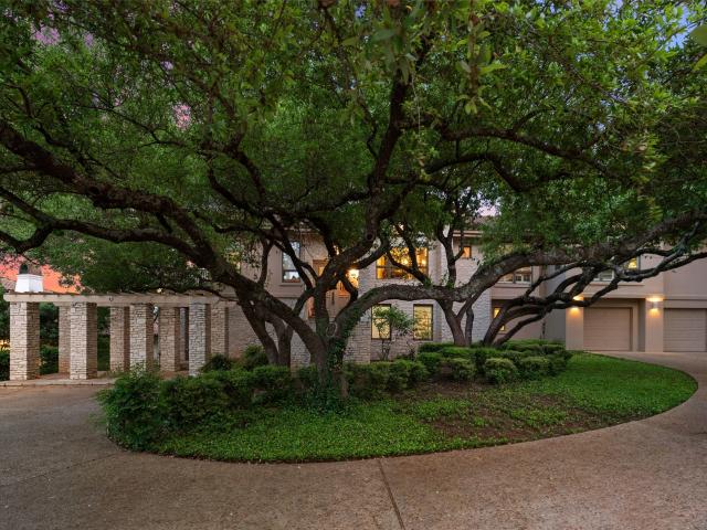 3 Crabapple Ct, The Hills, TX 78738 | MLS #6025 | Compass