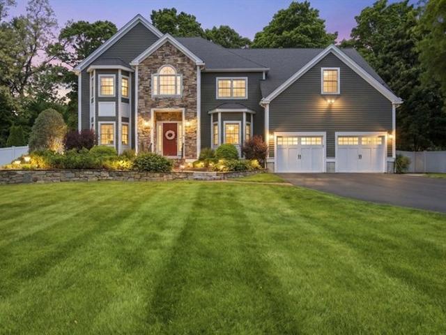 3 Crossman Ln, Danvers, MA 01923