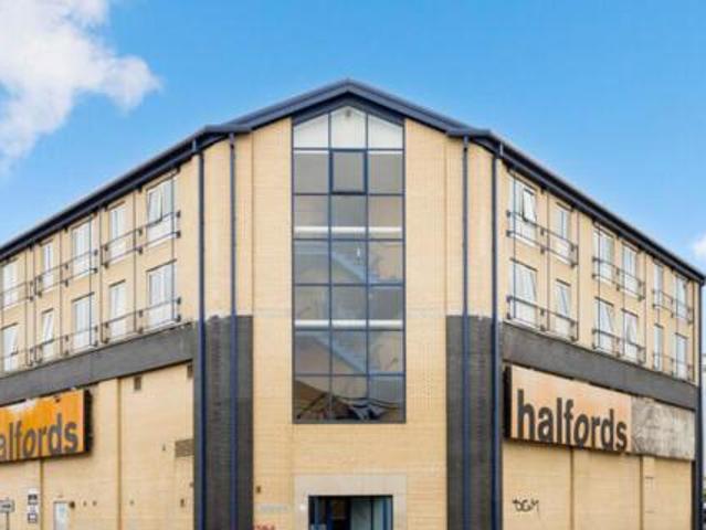 3 Crown Road, Old Market Court, Sutton, 2 Bedroom Flat