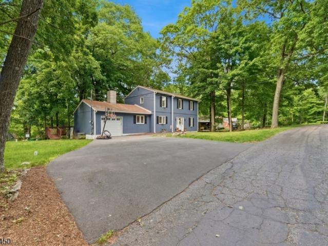 3 Crows Nest Rd