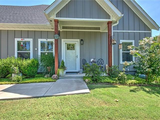 3 Dundonald Ln, Bella Vista, AR 72715