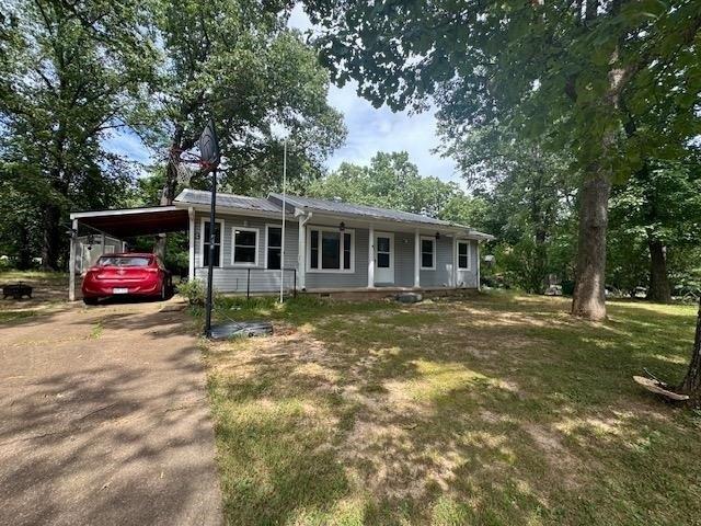 3 Dakota Dr, Cherokee Village, AR 72529