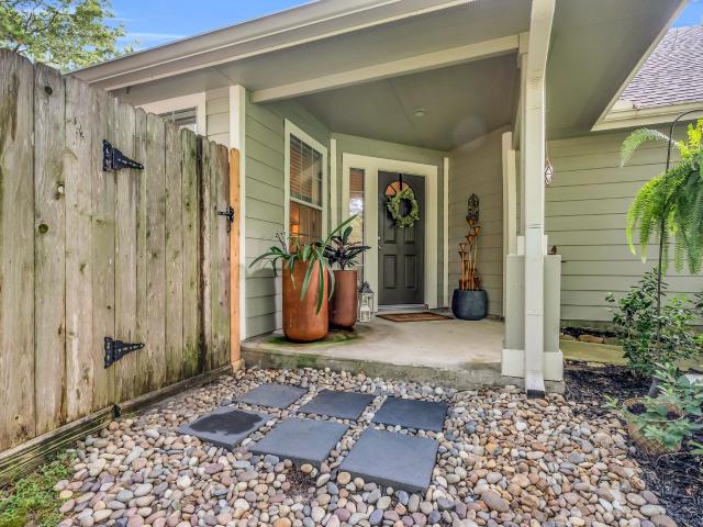 3 Darlinghurst Drive