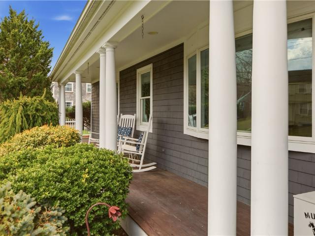 3 Deerfield Drive