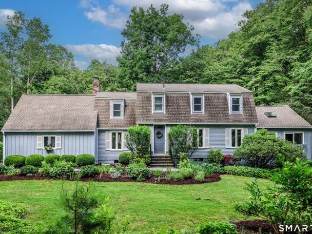 3 Deerfield Rd, Brookfield, CT 06804