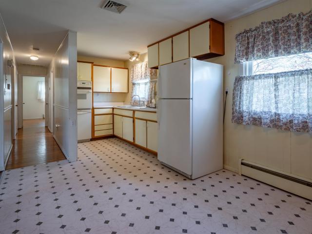 3 Derby Circle