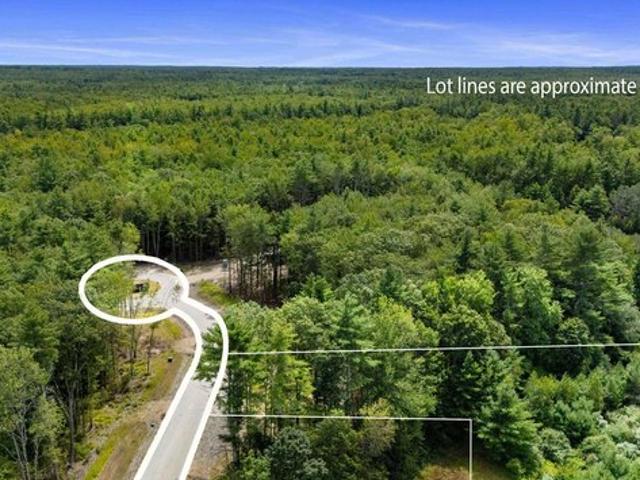 3 Dogwood Cir, Kennebunk, ME 04043