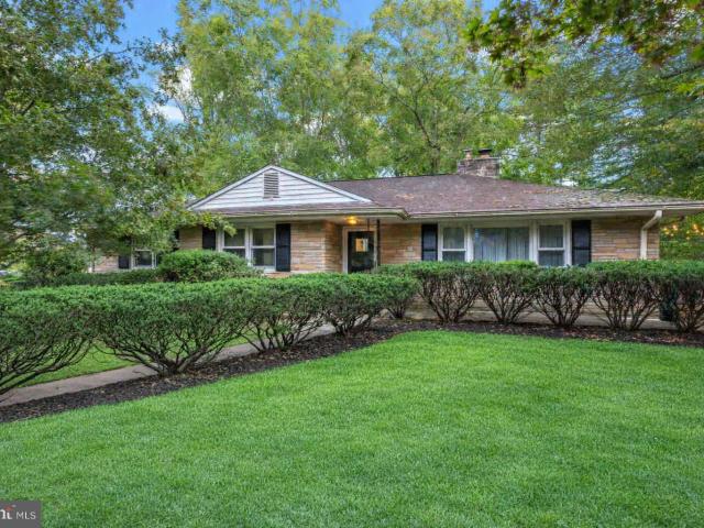 3 Dogwood Rd, Southampton, PA 18966 | MLS #PABU2119 | Compass