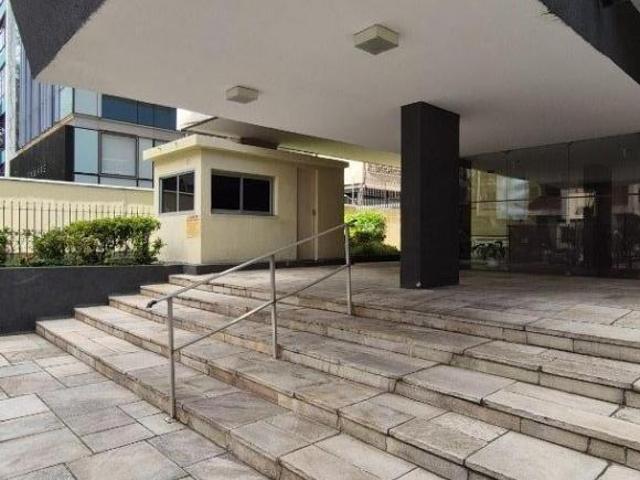 3 dormitórios na Av Angélica perto do Shopping