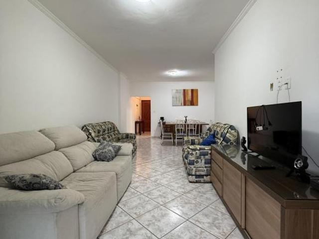 3 dormitórios com 2 suítes no bairro da Guilhermina/Praia Grande