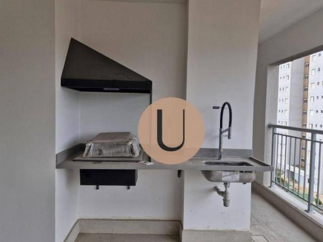 3 Dormitórios com 3 suítes e 2 vagas