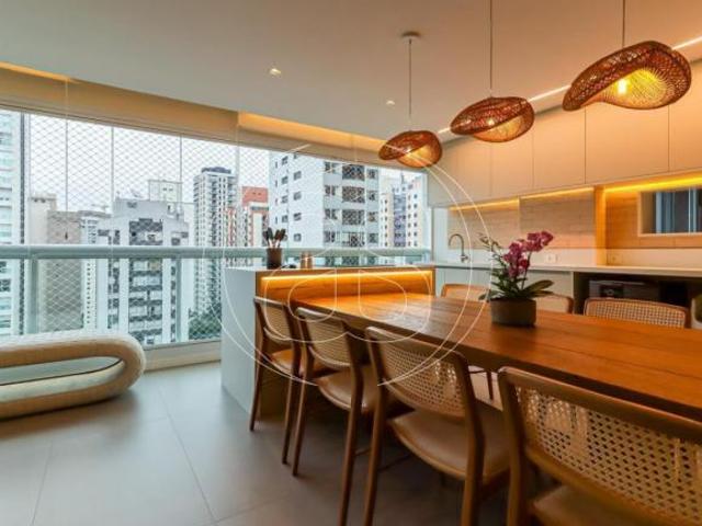 3 DORMITORIOS 1 SUITE 165M² 3 VAGAS MOEMA PASSAROS