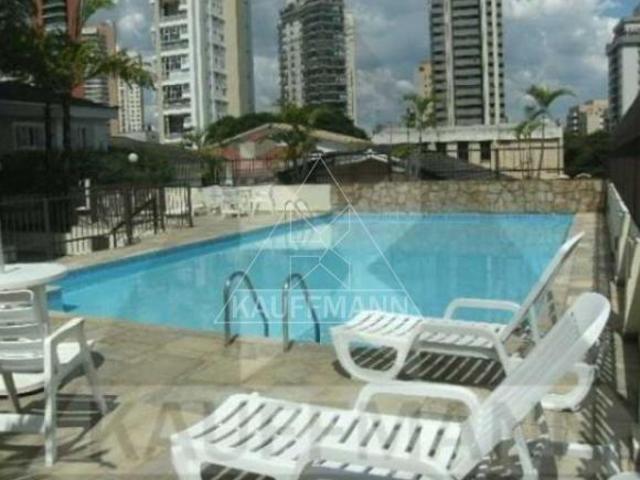 3 dormitórios 1 suíte 2 vagas, próximo ao metrô condomínio completo