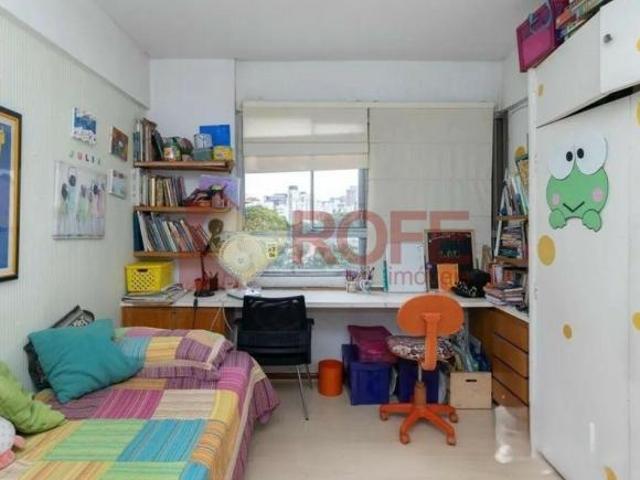 3 Dorms / 2 Suítes na Rua Graúna Oportunidade Real em Moema