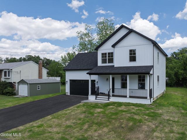 3 Dorchester Drive