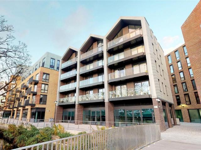 3 Drapers Yard, London SW18, 3 bed flat to rent, £3,900 pcm | PrimeLocation