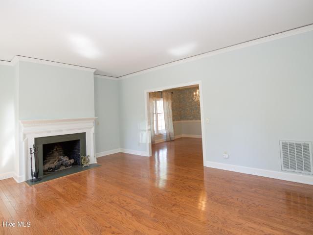 3 Drayton Court