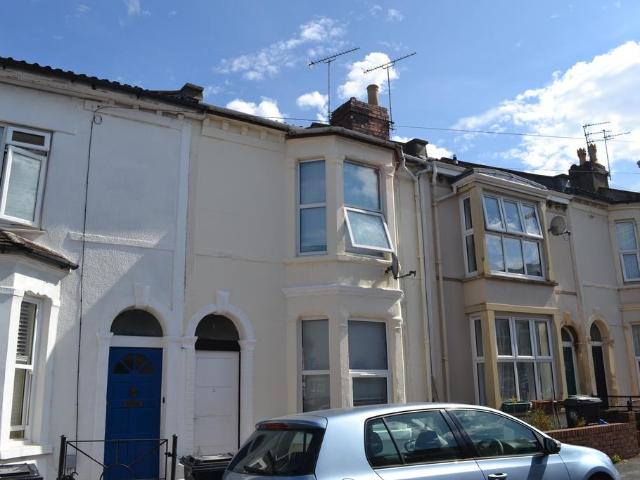 3 Eve Road Bristol BS5 0JX 4 bed terraced house to rent £2,800 pcm £646 pw