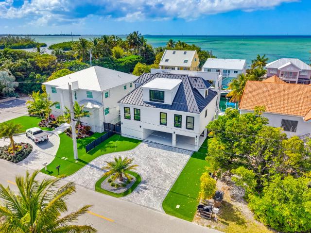 3 Evergreen Ave, Key Haven, FL 33040 | MLS #618942