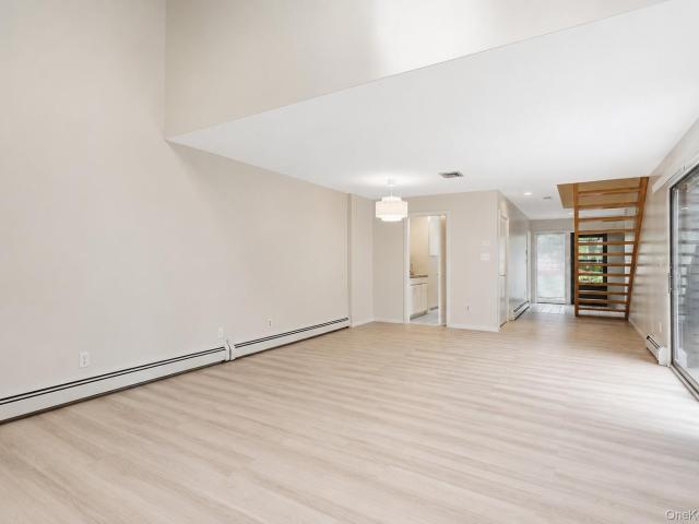 3 Evon Court