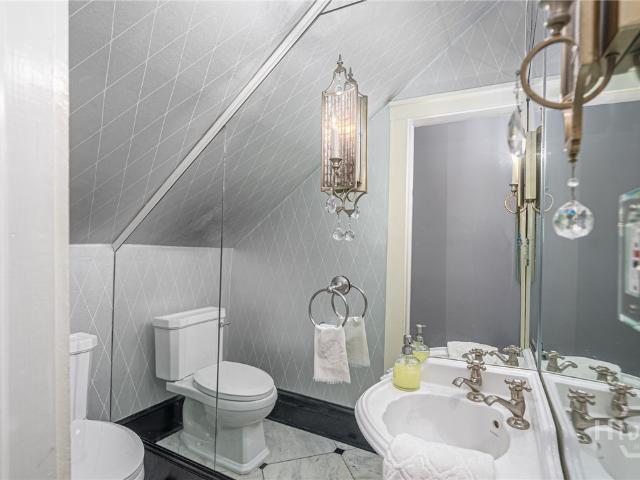 3 E Gordon St, Savannah, GA 31401 | MLS #SA338925