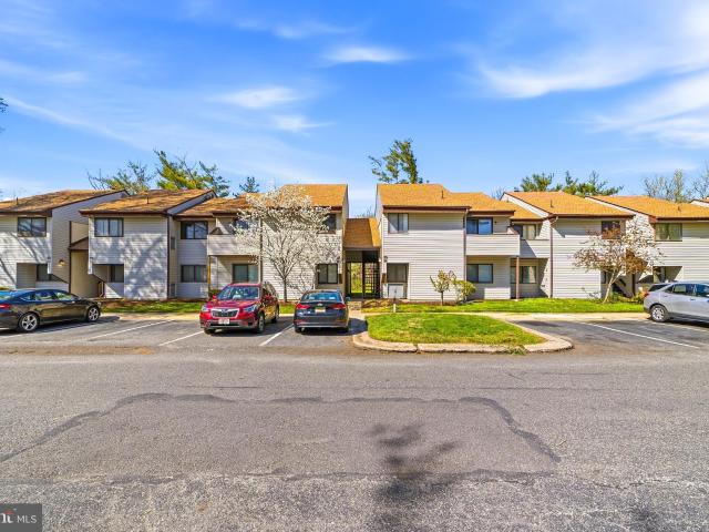 3 E Daisy Ln, Unit B, Mount Laurel, NJ 08054 | MLS #NJBL2108 | Compass