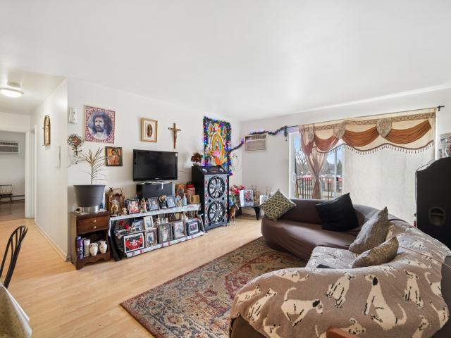 3 E Dundee Quarter Dr, Unit 307, Palatine, IL 60074 | Compass