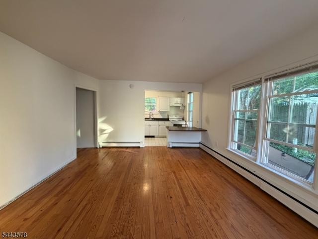 3 E Main St # C