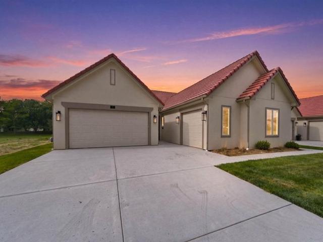 3 E Via Roma St, Wichita, KS 67230