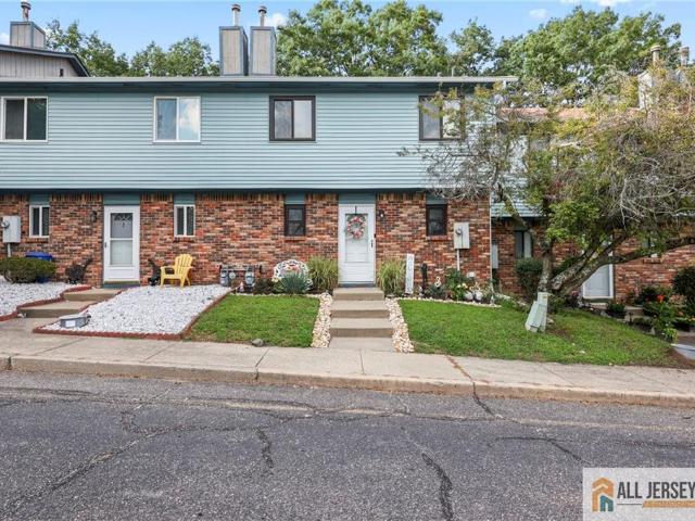 3 Eagle Court