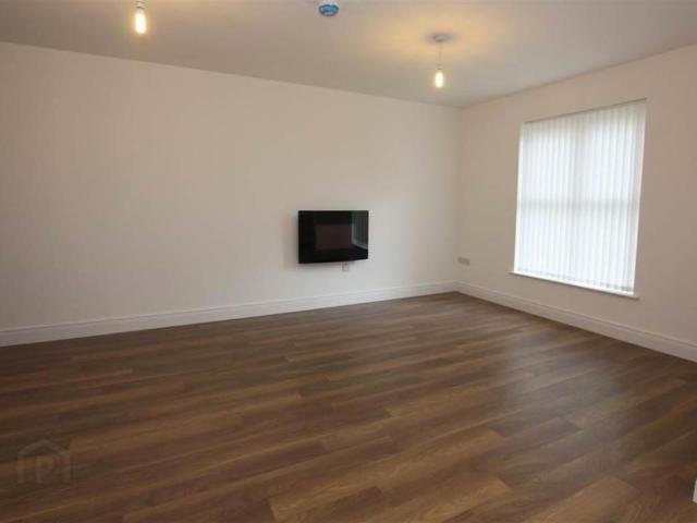 3 Eaton Park, Derriaghy, Belfast, BT17 9HN