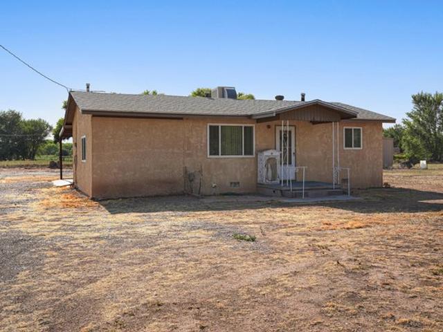 3 Ernesto Ln, Los Lunas, NM 87031