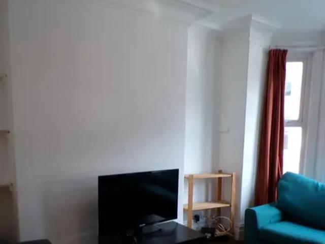 3 Furness Road, Manchester, M14 6JJ, United Kingdom | 7 bed house for rent #139476133 | Rentberry