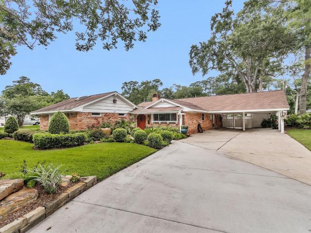 3 Fairway Drive