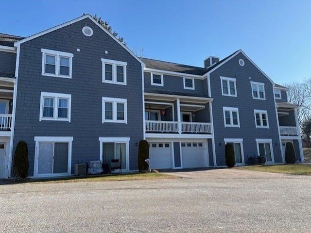 3 Fairway Ln Unit 1, Blackstone, MA 01504