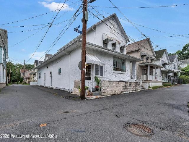 3 Ferguson Pl, Dunmore, PA 18509 | MLS #SC261067