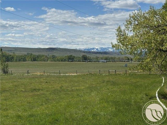 3 Fishinghole Dr, Big Timber, MT 59011