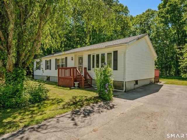 3 Florence Dr, Groton, CT 06355