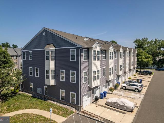 3 Fox Court