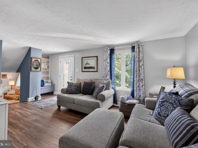 3 Foxwood Court