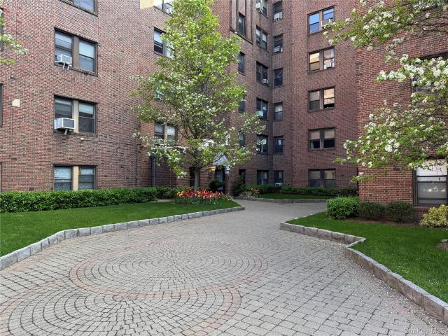 3 Franklin Avenue 4M