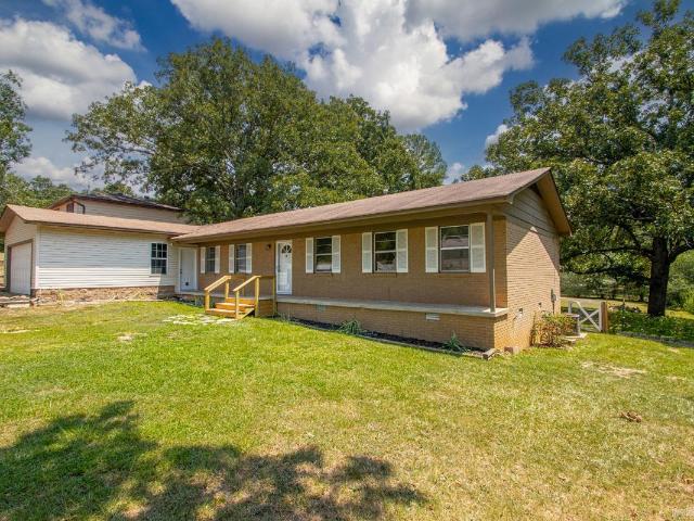3 Frostwood Drive