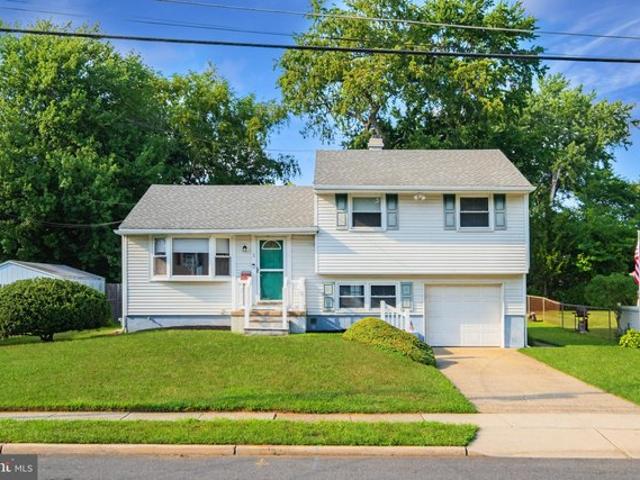 3 Glenwood Rd, Lumberton, NJ 08048
