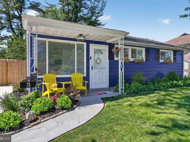 3 Glen Ave, New Castle, DE 19720