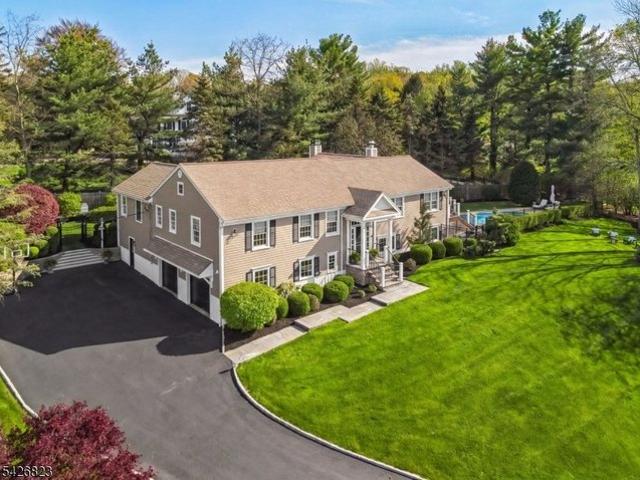 3 Glenmere Dr, Chatham Township, NJ 07928